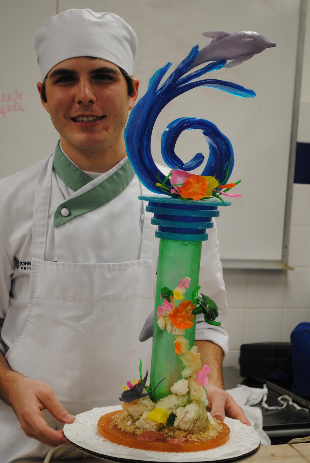 Mike Anthony's Remarkable Cakes: Sugar Showpiece