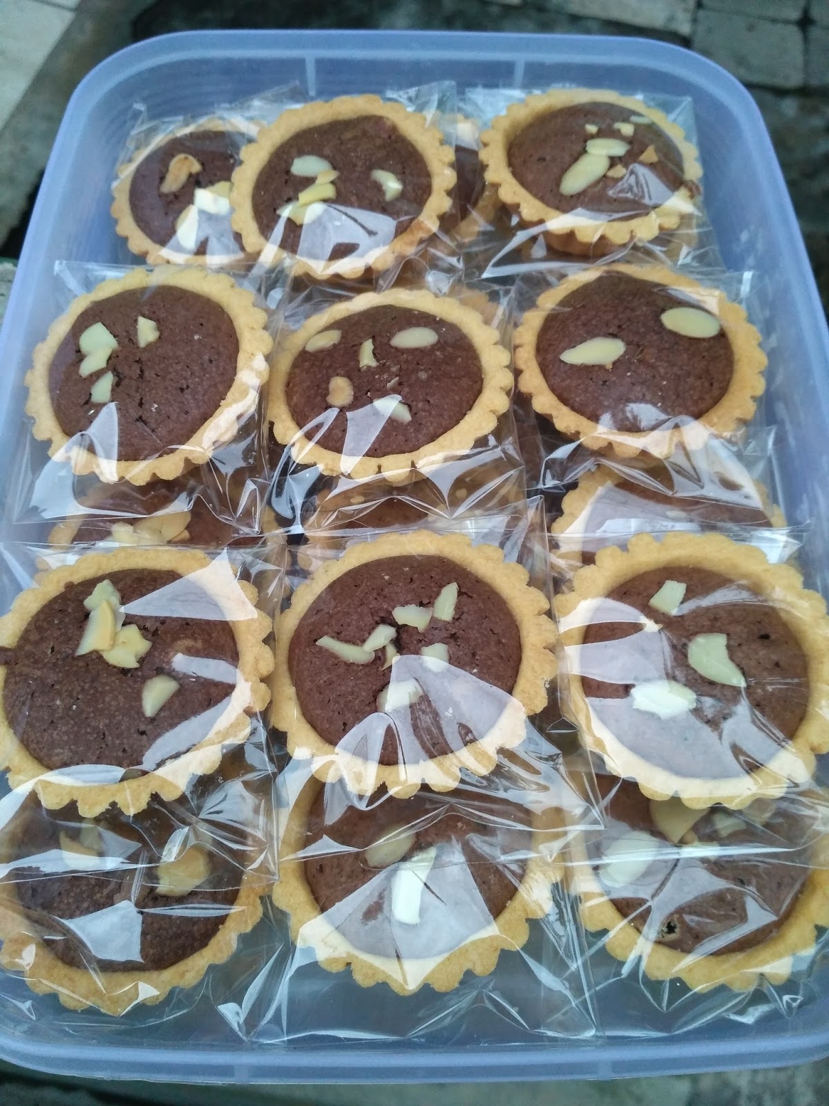 THIS IS ME : PIE SUSU RASA COKLAT