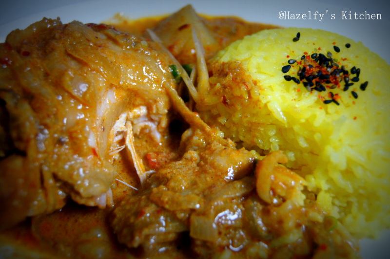 Dapur Perantau / Traveler's Kitchen: Resepi 20 : Nasi Kunyit n Kari Ayam