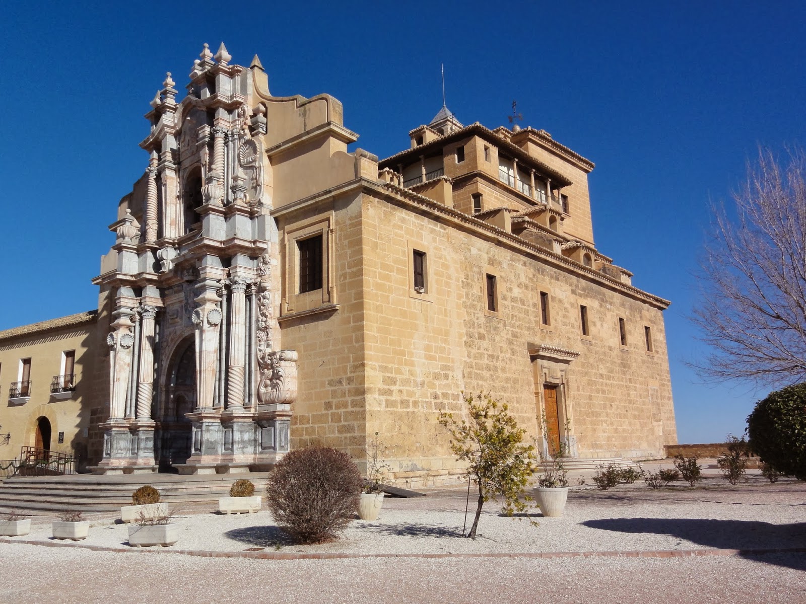 La cueva de los libros: España, Patrimonio de lo Sagrado: Caravaca de ...