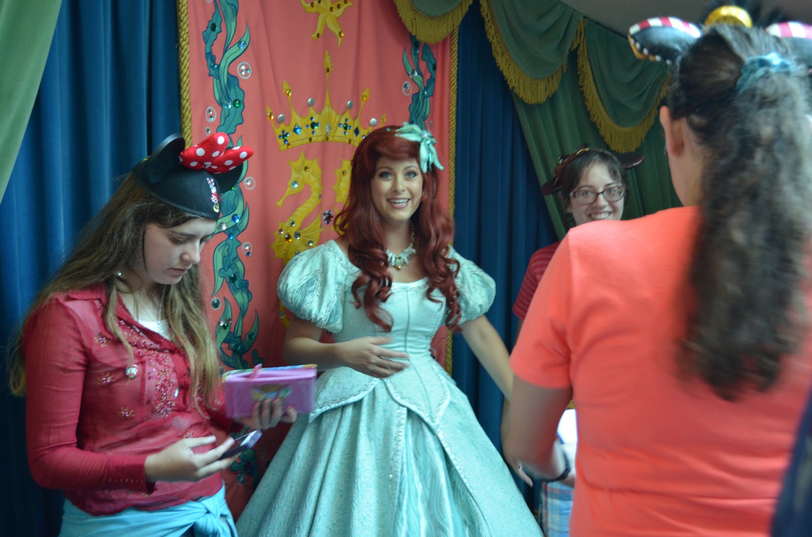 Disney Eats: Paradise Pier: Ariel's Grotto