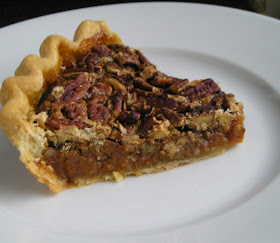 Edesia's Notebook: Caramel Pecan Pie