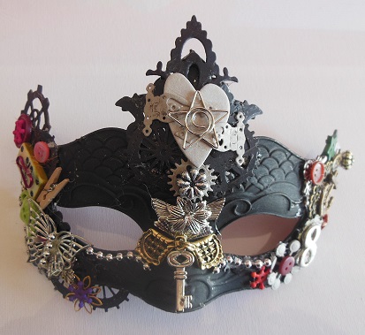 NysBiz: The Mirror Crack'd Mask Challenge