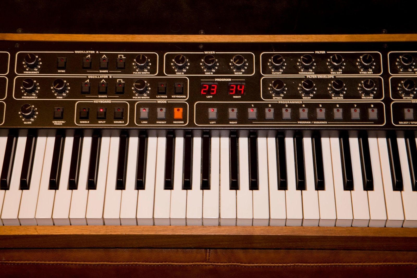 MATRIXSYNTH: Sequential Circuits Prophet T8 Synthesizer SN 000582