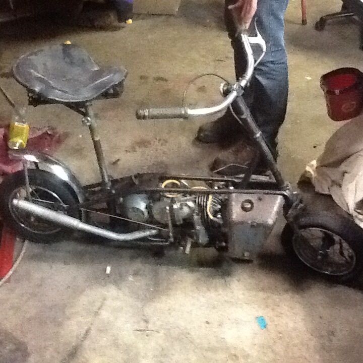 WWII Paratrooper: 1942 Excelsior Welbike - DailyTurismo