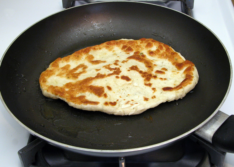 Cooking Weekends: Skillet Naan
