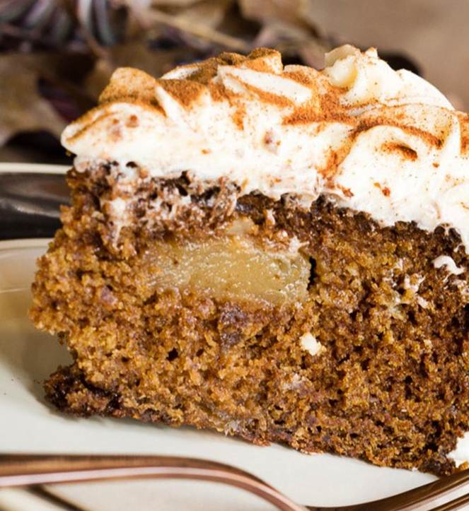 Tort de Mere cu Frisca - reteta usoara de prajitura simpla.