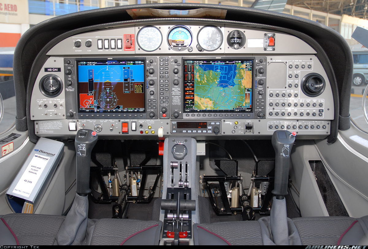 Futur chauffeur d'avion: DA42