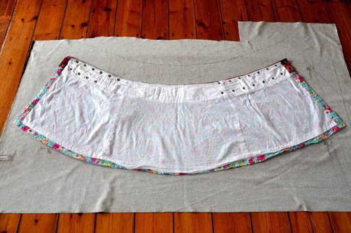 tales of love and chocolate: How to make a no-sew, wrap-around skirt