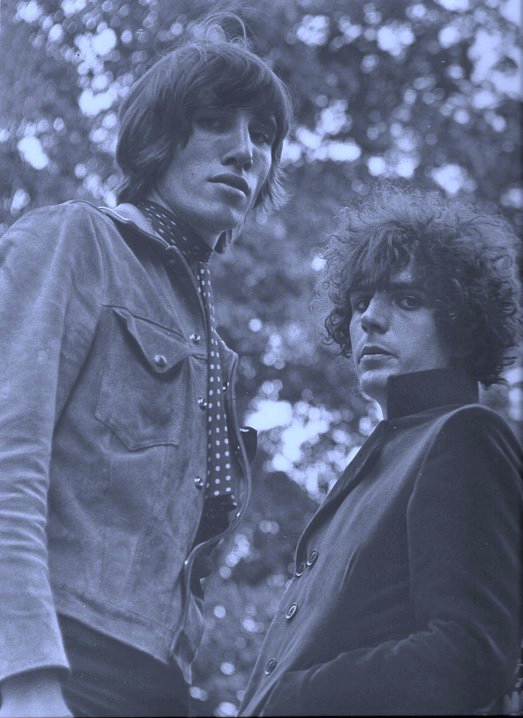A Dandy In Aspic: Syd Barrett - 1960's Peacock Style Icon
