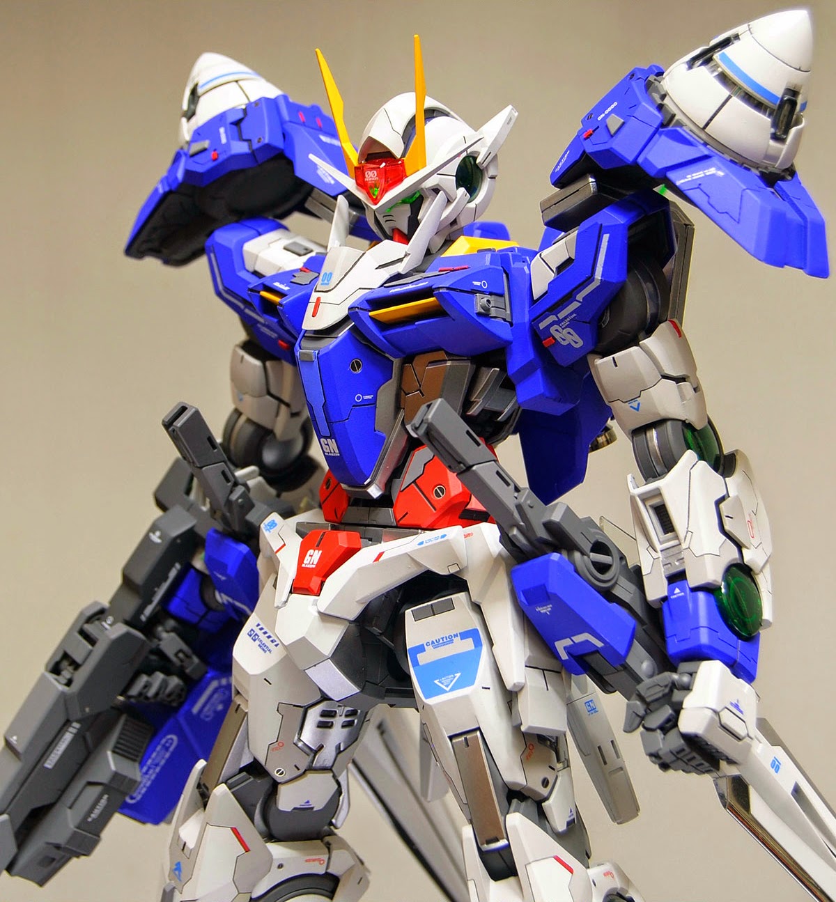 Custom Build: PG 1/60 00 Raiser "Improved"