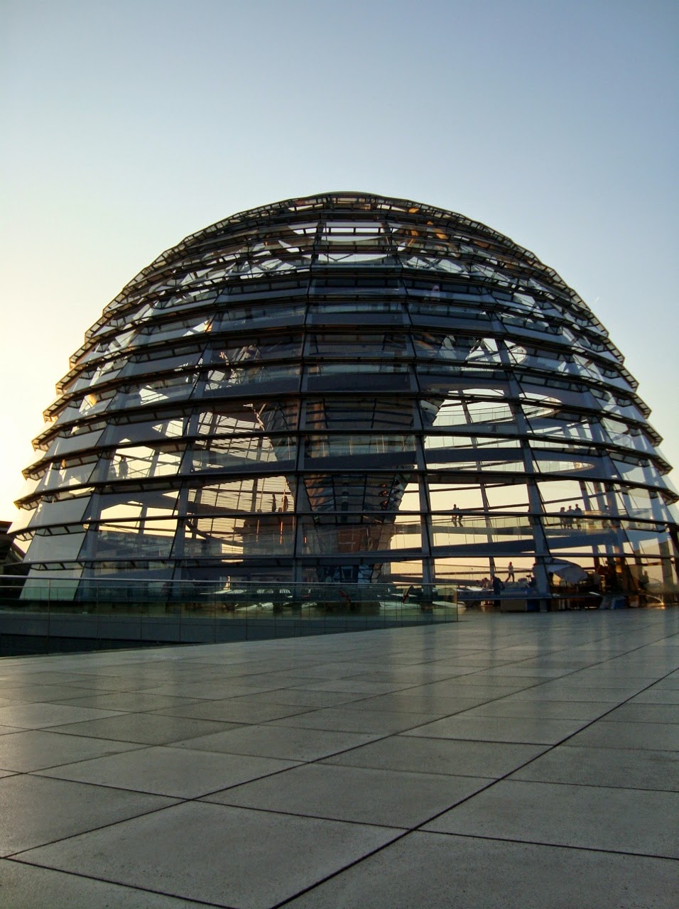 VIAJES EN LA MOCHILA: 116.- LA CÚPULA DEL REICHSTAG (BERLÍN, ALEMANIA)