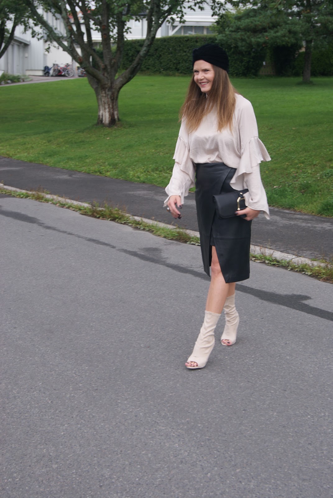 HOW I STYLE FOR A CHAMPAGNE BRUNCH | Tones Stil - Fashion my Way