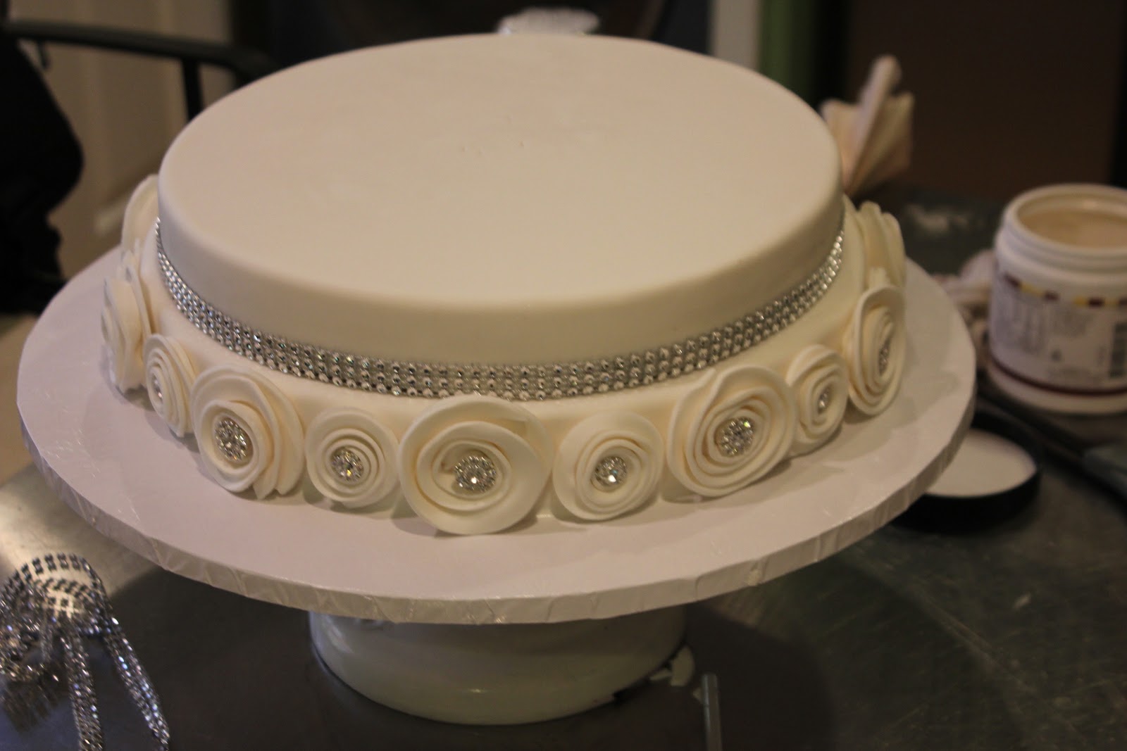 The Fashion Caker: Kim Z's cake replica