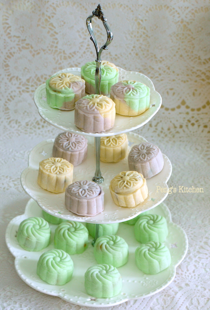 Peng's Kitchen: Assorted Mini Snowskin Mooncakes