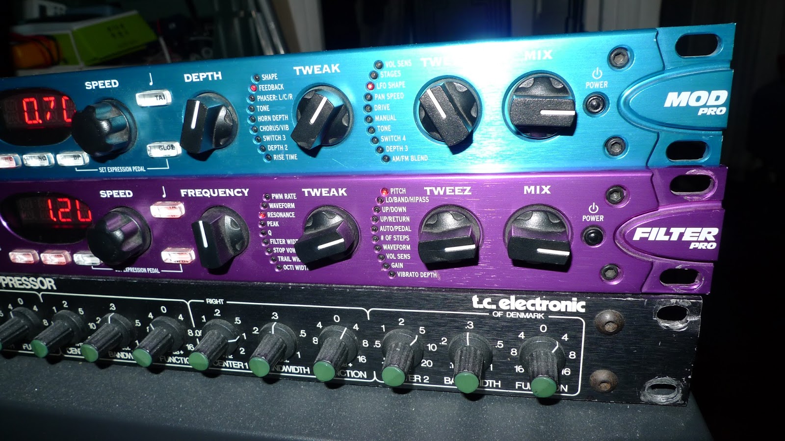 SR System Audio: LINE 6 MOD PRO & FILTER PRO