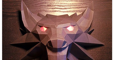 The Witcher : Wolf Medallion Papercraft | Paperized Crafts
