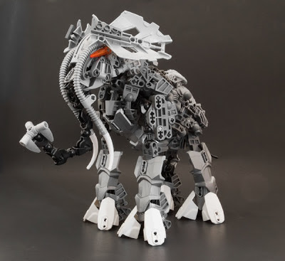 The Brickverse: An elephant, Bionicle style