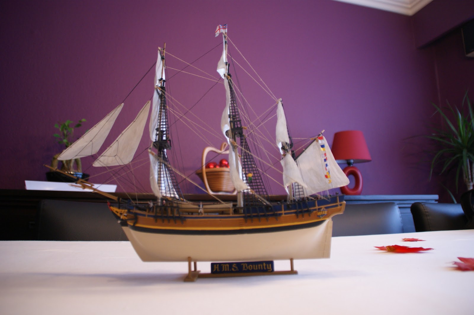 Modelmaker VP: Revell: H.M.S. Bounty 1/110