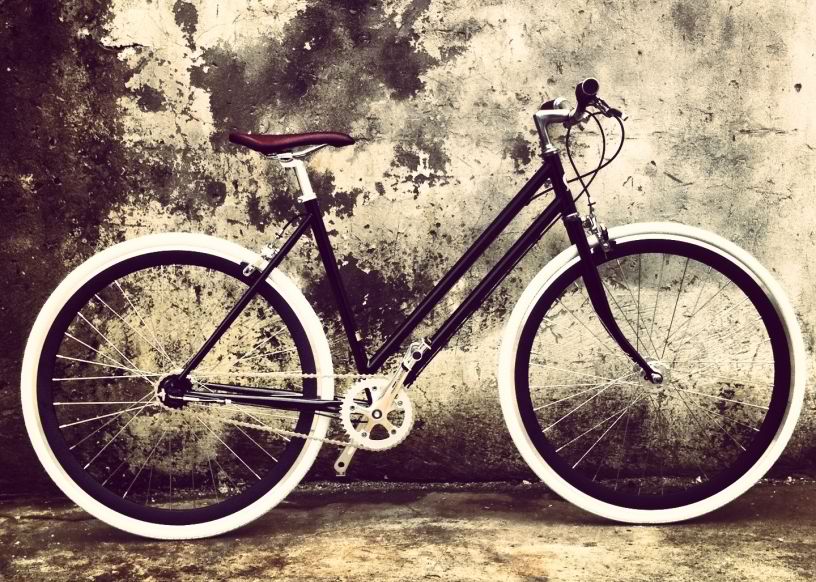 My Bicycle Blog: Fixie Bikes, Stripped down to the Bare Essentials