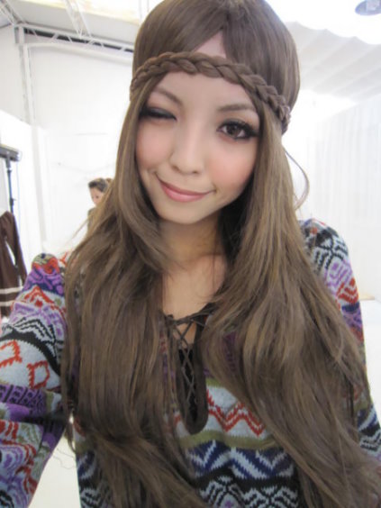 Taiwanese Girl: Mikiyo - Cute Hairs