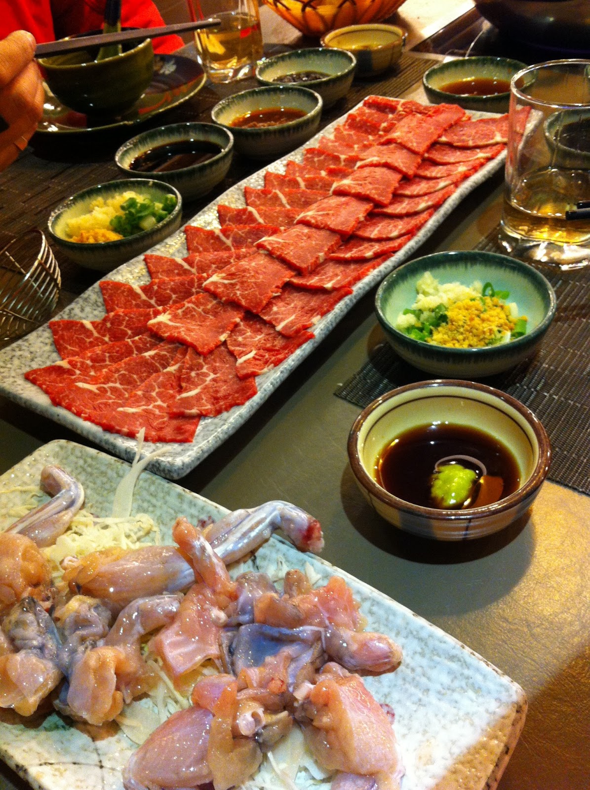 Handmade crafts 香港ライフ: 蛙はいかが？Frogs and Chinese hot pot