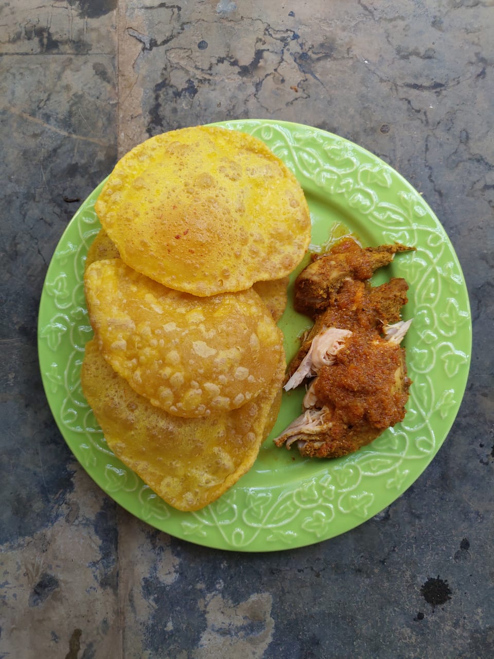 euphoRHEA: Aam'er Luchi - Mango Luchis from Pragyasundari Devi