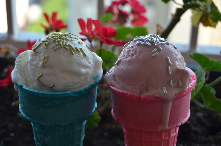El Rincón de la Mariposa: Helados Conos de Colores