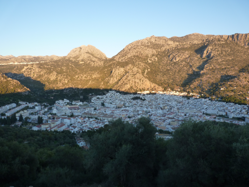 Ubrique en verde: Atardecer desde los Olivares