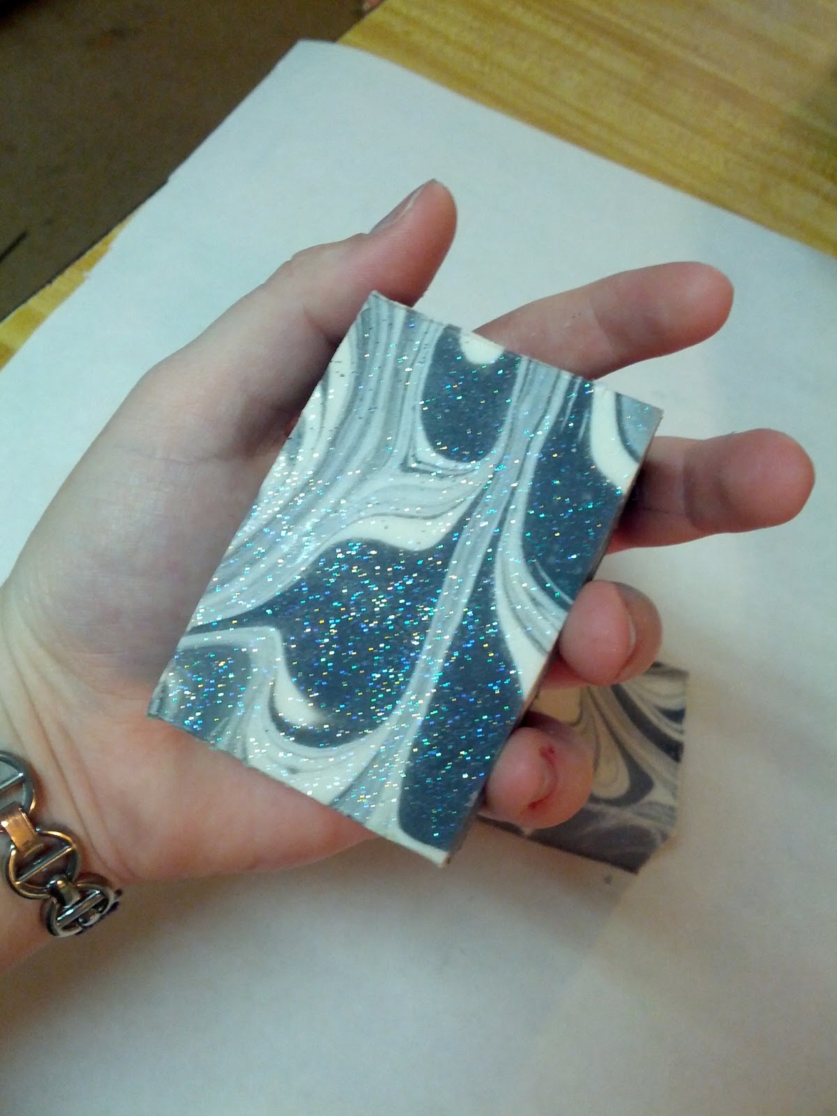 UniqueUseables: New Soap Recipe + Spatula Swirl technique