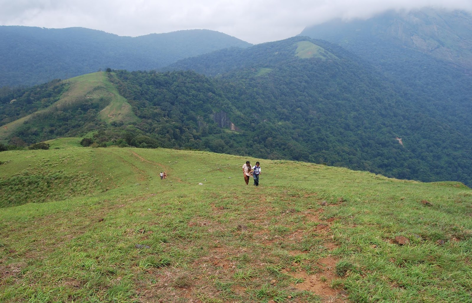 Tamilnadu Tourism: Siruvani Dam