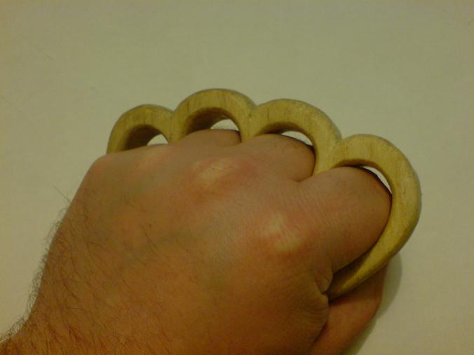 WeaponCollector's Knuckle Duster and Weapon Blog: Simple Solid Walnut ...