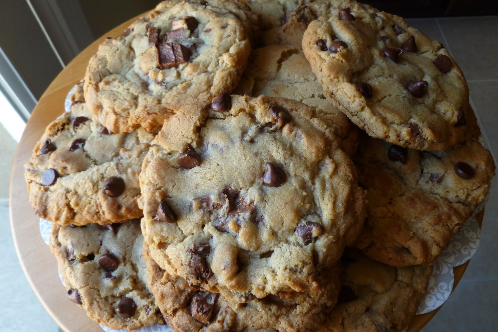 The Pastry Chef's Baking: Gooey Chocolate Chip Cookies from The Bon ...