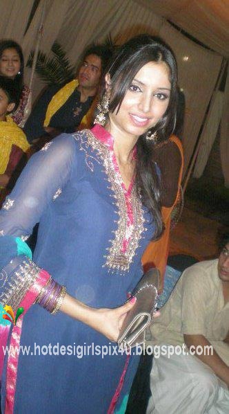 Cute Desi Pakistani Bachi Pic - Girlspix4in