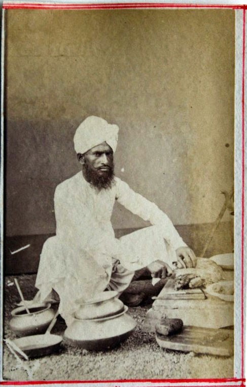 Indian Cook - Vintage Photograph, c1880's - Old Indian Photos