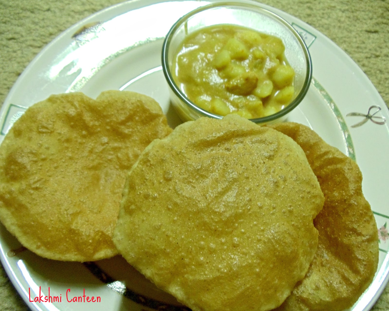 Lakshmi Canteen: Pathal Baaji (Potato Curry)