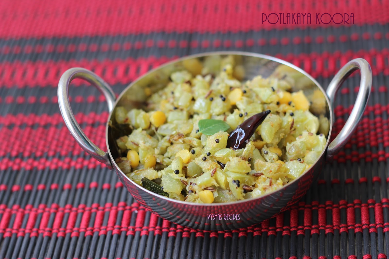 Vysya's Delicious Recipes: Potlakaya Koora - Snake gourd curry ...