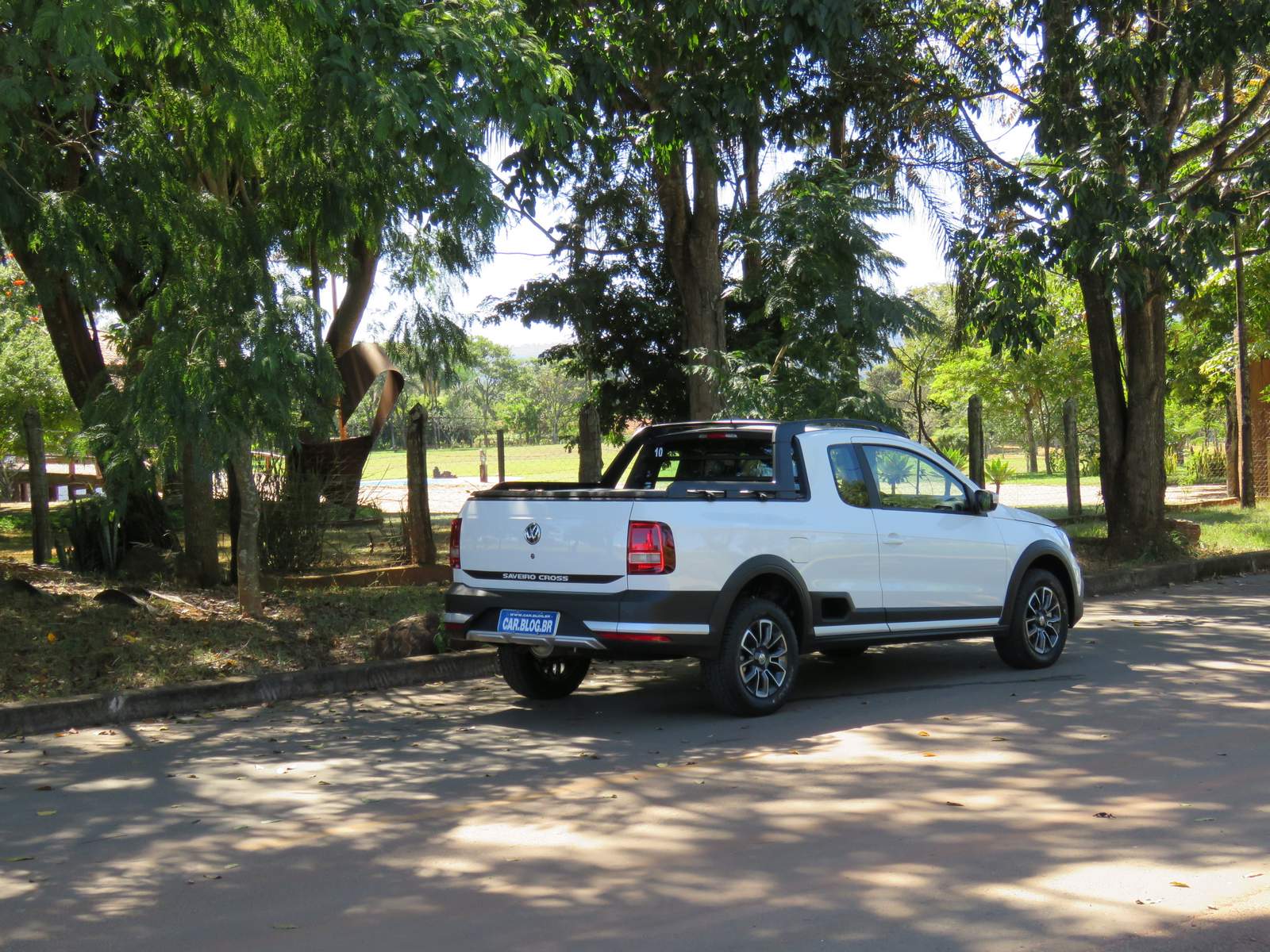 Nova VW Saveiro Cross 2017: vídeo, preço e performance
