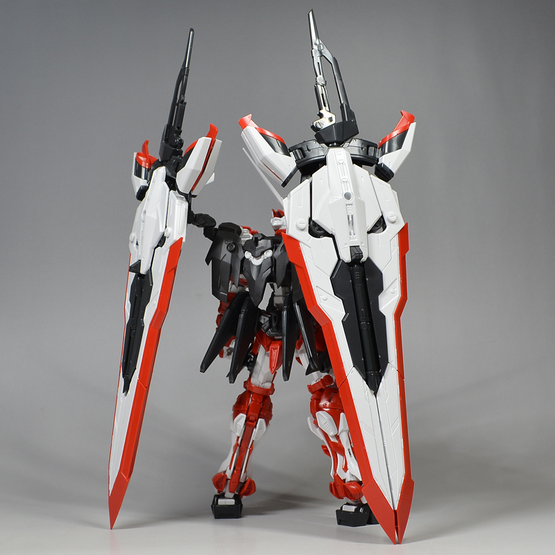 [ Review ] - MG 1/100 - Gundam Astray Turn Red