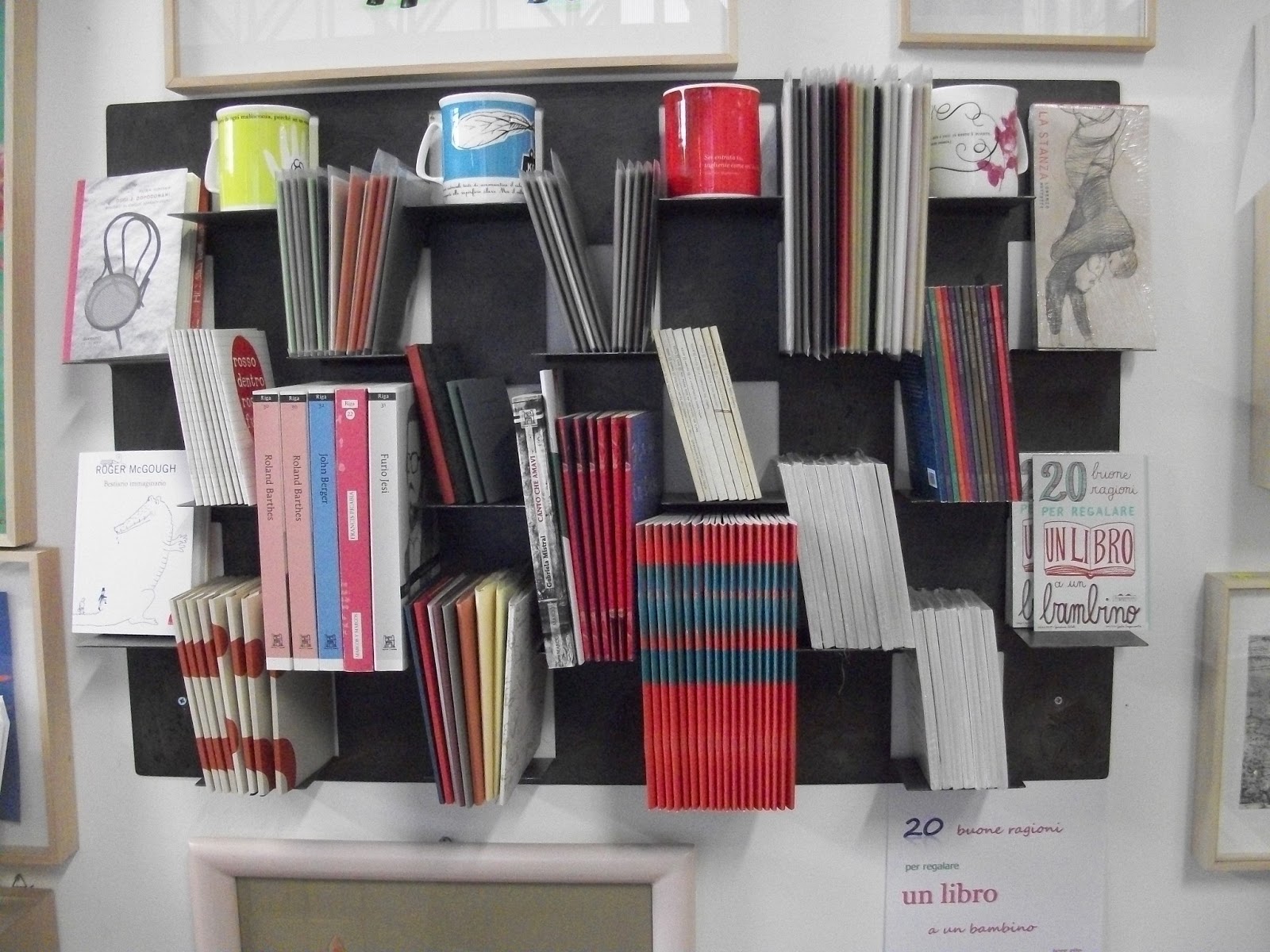 Spazio Libri La Cornice: Libreria Lamiera Piegata Produzione Pezzi Unici