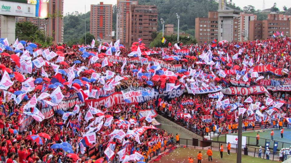 Centenario Poderoso: dim 100 años