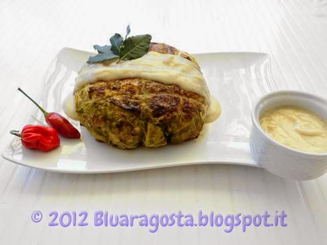 Verza ripiena di pollo con salsa gravy da L'aragosta blu su Akkiapparicette