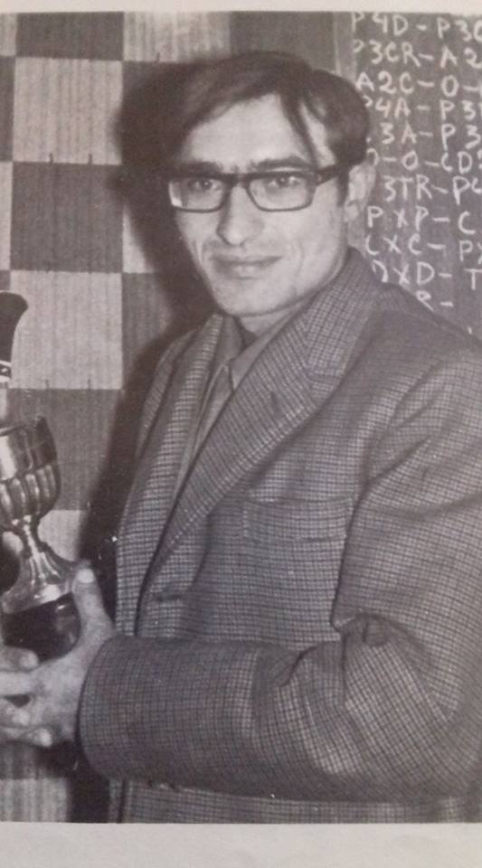 Exploraciones introversas: Angel Fernández campeón de España de ajedrez ...