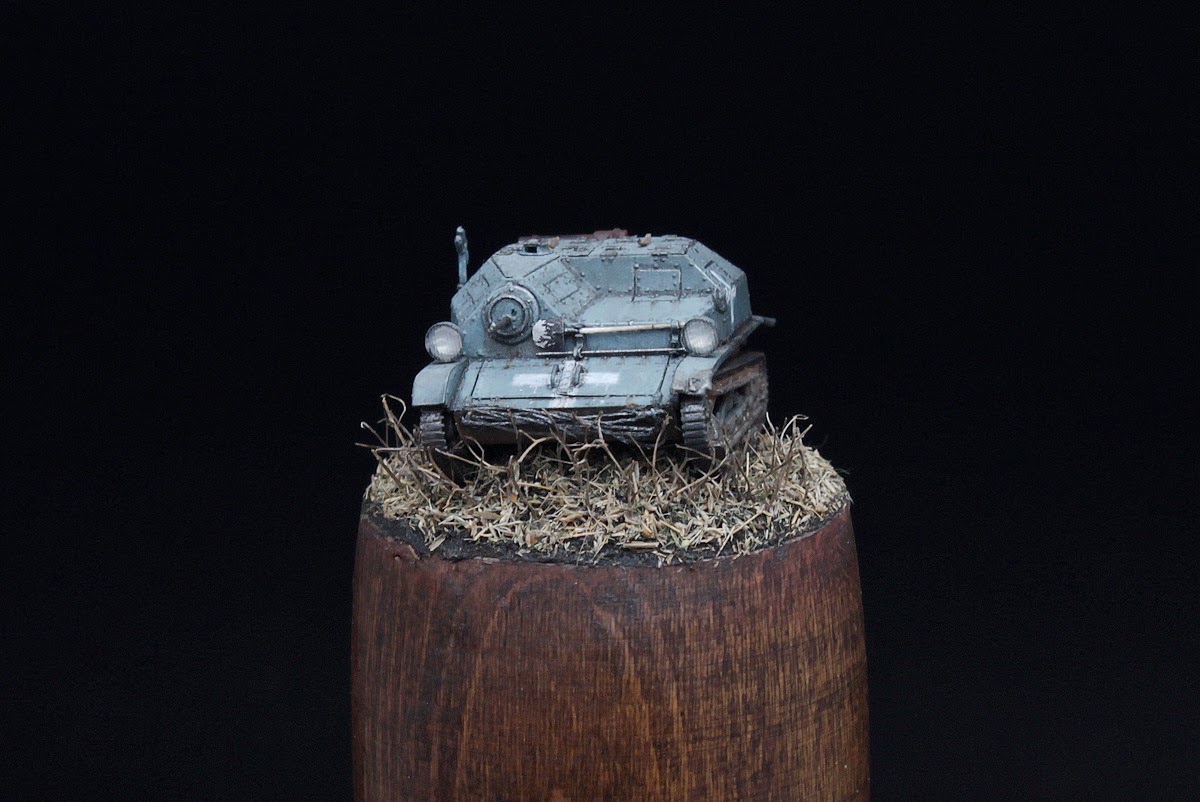 Master Models: TKS polish tankette 1939 captured by germans finished. 1/72