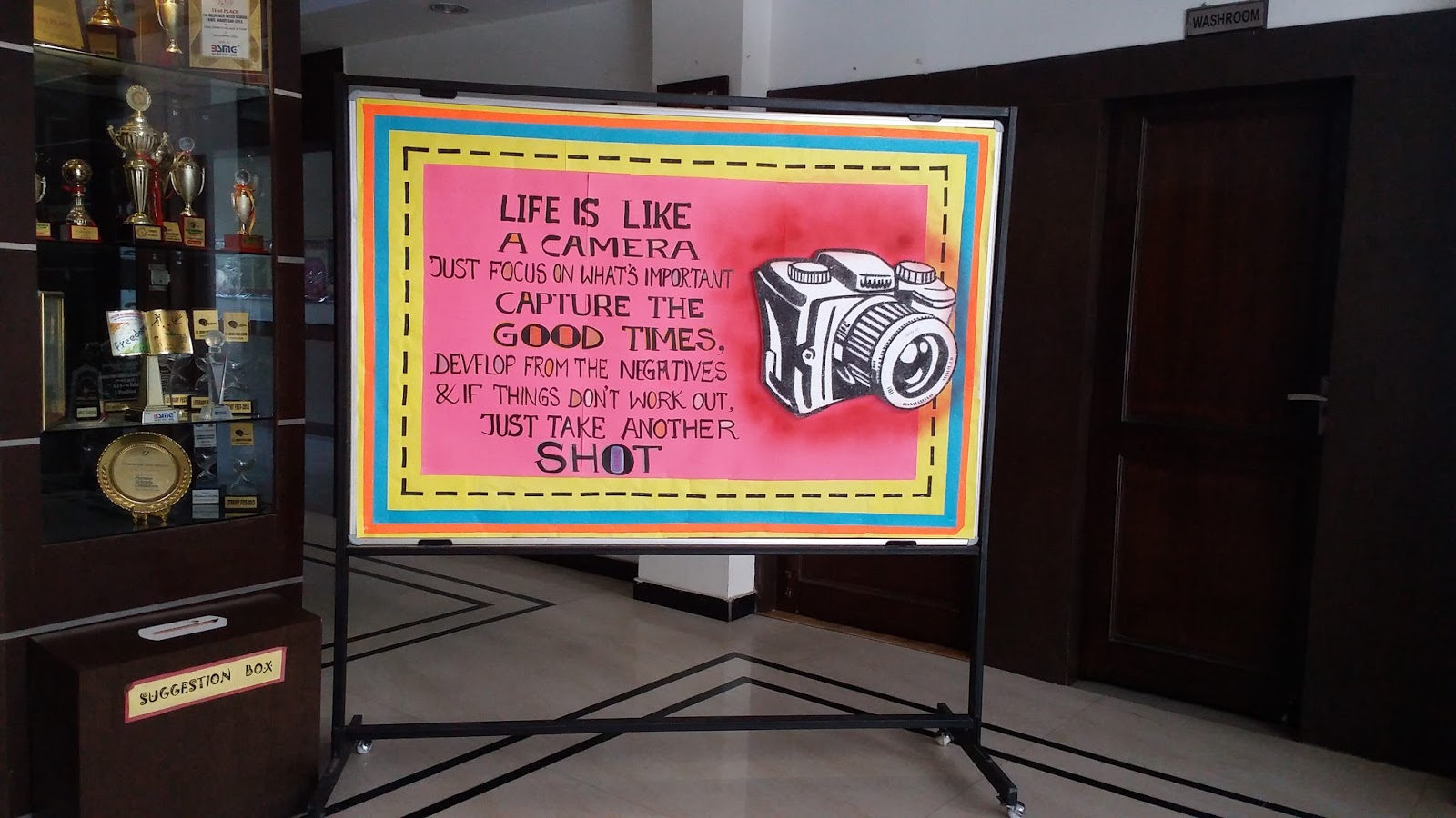 Art ,Craft ideas and bulletin boards for elementary schools: camera ...