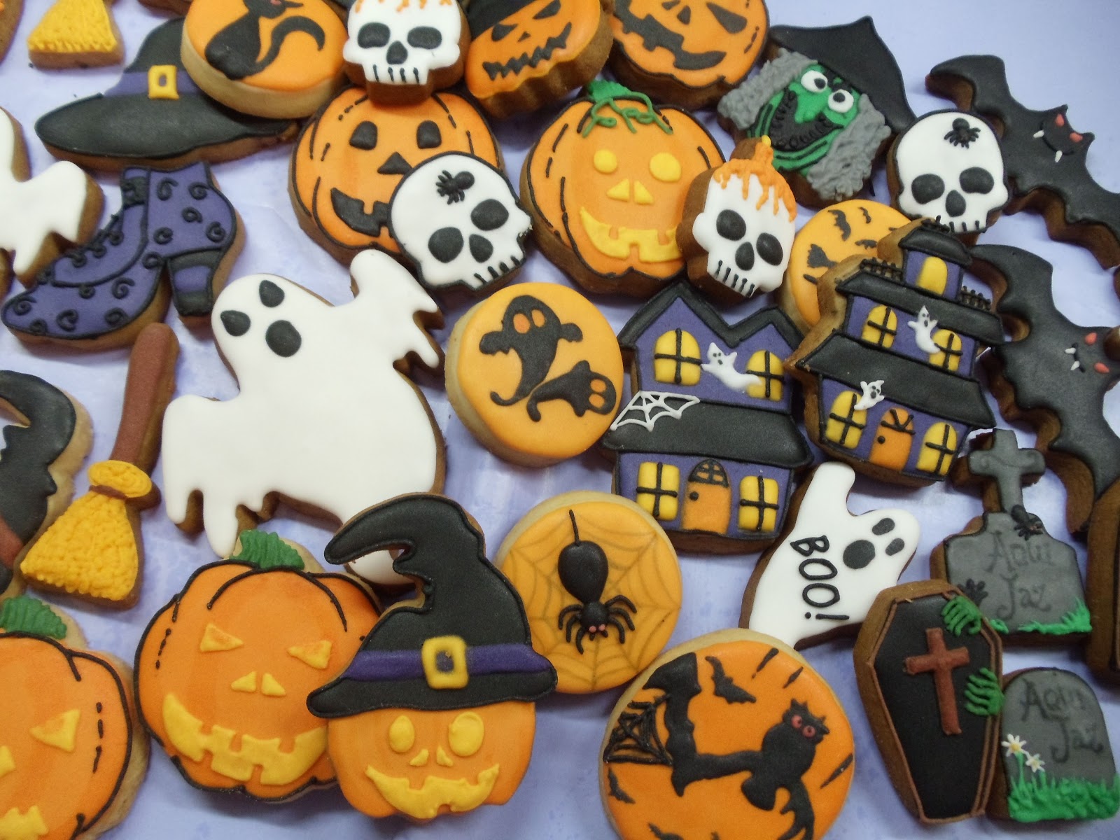 Lady Cook: Spookie Cookies!