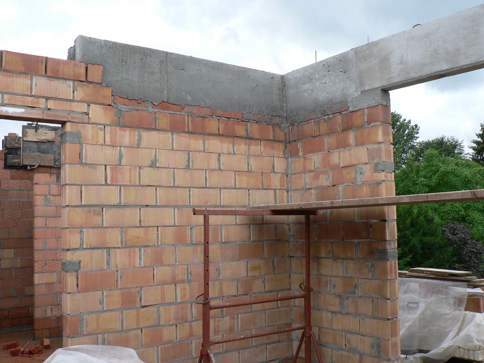 Kabouters gezocht: 7 en 8 juli ringbalk tussen ramen achteraan