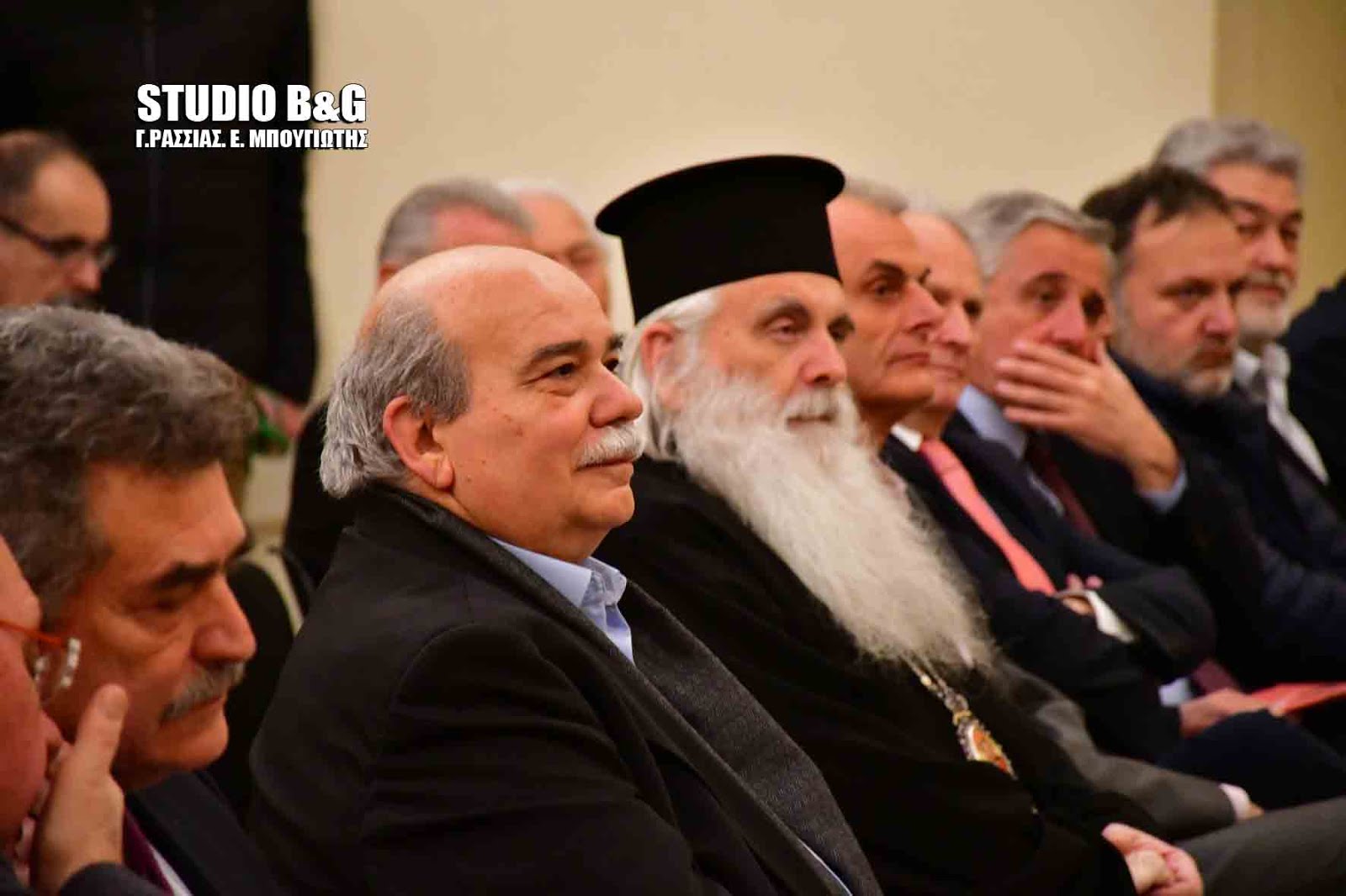 Αργολικός Ποιμήν: Ο ΠΡΟΕΔΡΟΣ ΤΗΣ ΒΟΥΛΗΣ Ν. ΒΟΥΤΣΗΣ ΕΓΚΑΙΝΙΑΣΕ ΤΗΝ ...