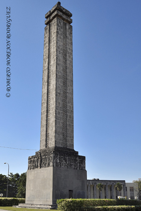 FOTOGRAFO CUBANO: El obelisco de Marianao