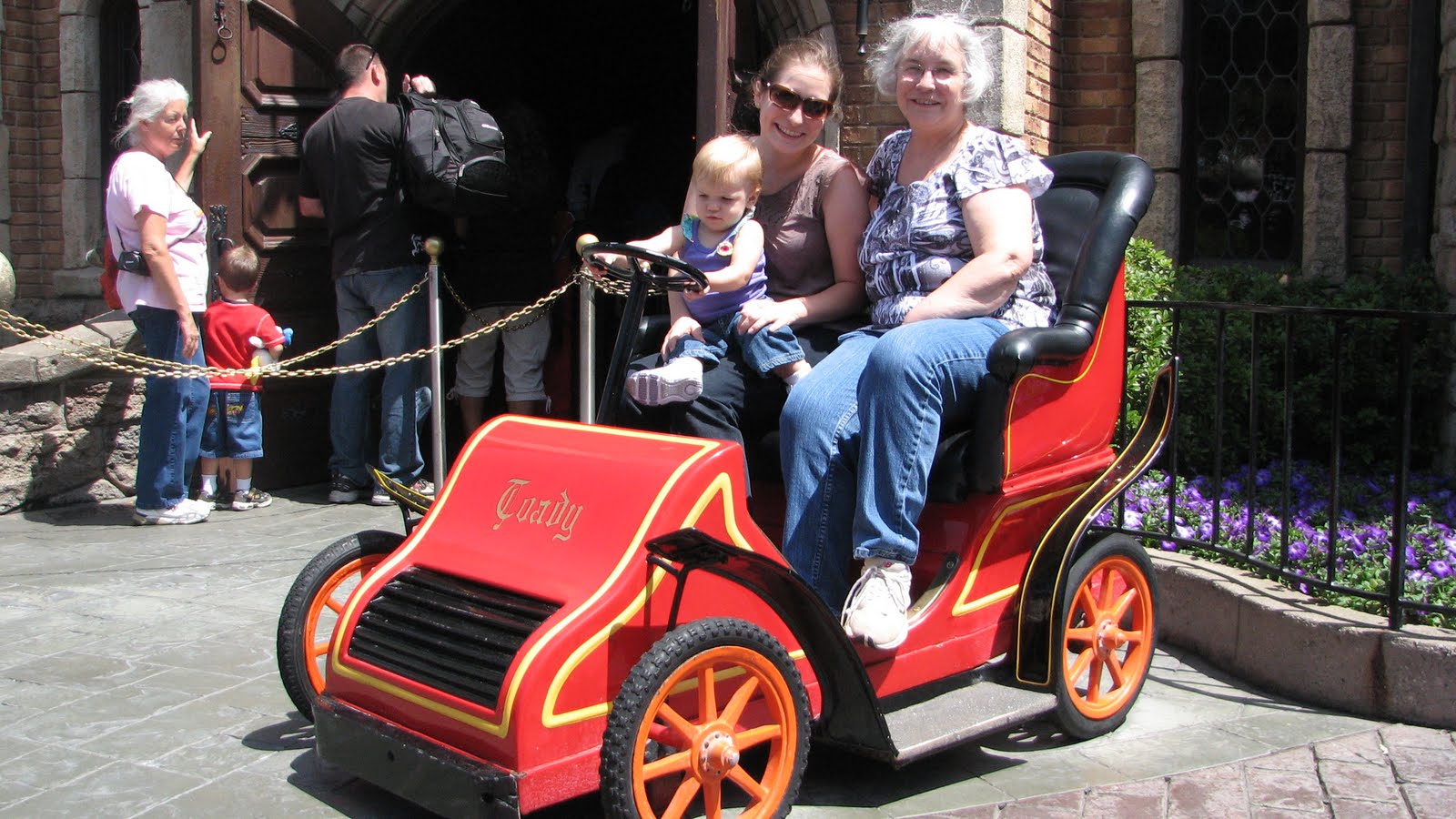 BOOMPA, BABA & ALISON